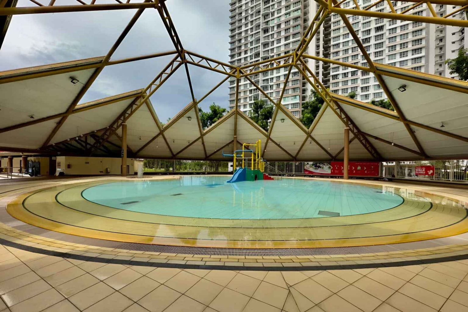 Where To Swim In Singapore: 18 Best Places For All Skill Level - SwimHub