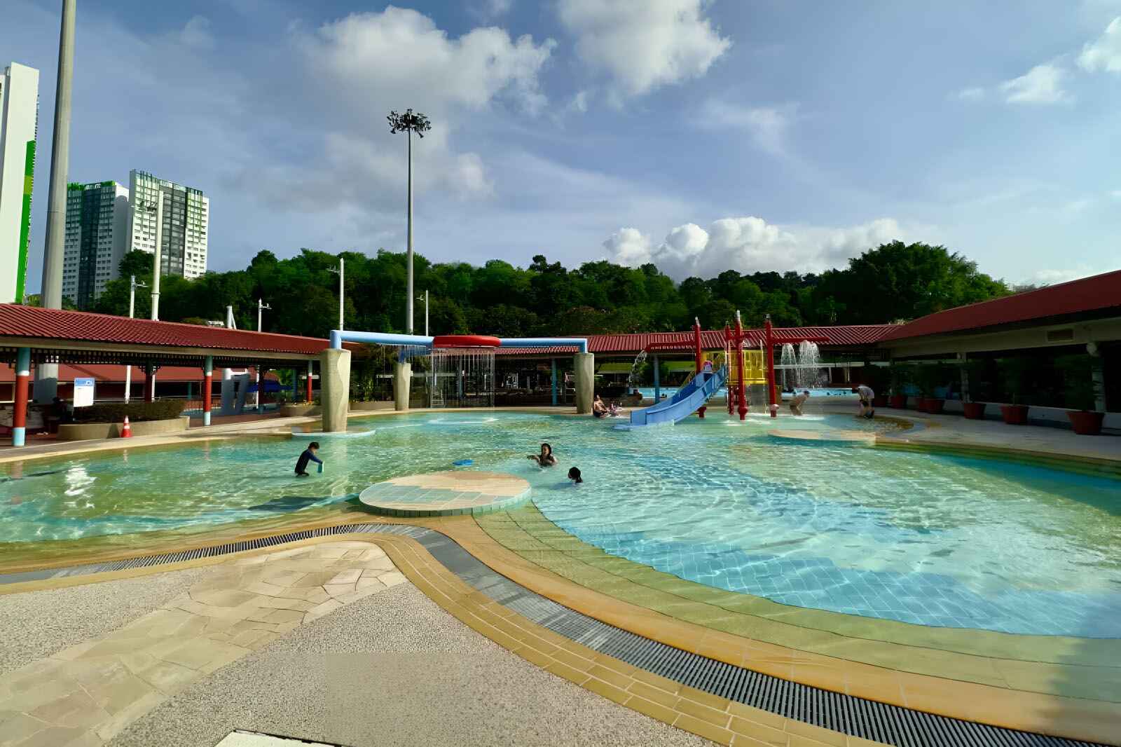 Where To Swim In Singapore: 18 Best Places For All Skill Level - SwimHub